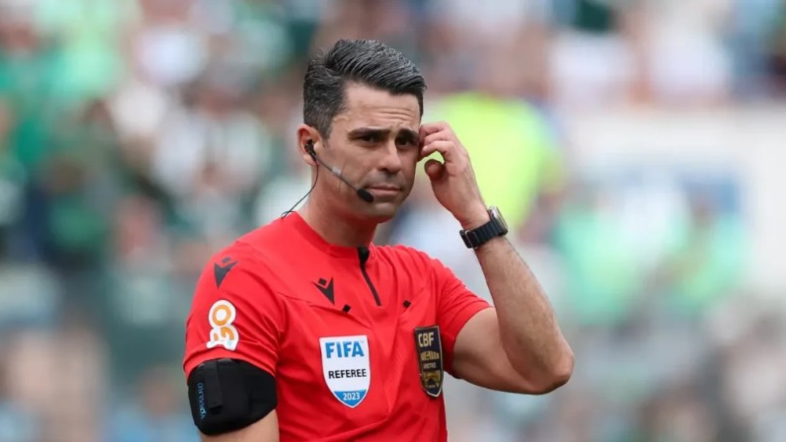 Athletico-PR x Goiás: árbitro da polêmica do ano apita decisiva